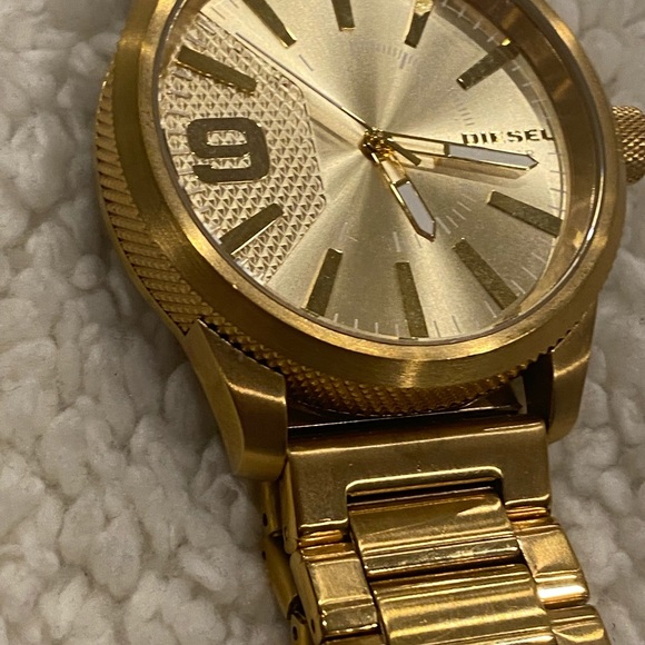 Diesel | Accessories | Mens Diesel 5bar Brave Gold Stainless Watch Mens ...